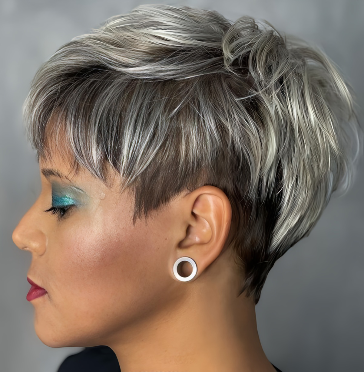 Revamp Your Look with These 25 Contemporary Haircuts: Embrace the ...