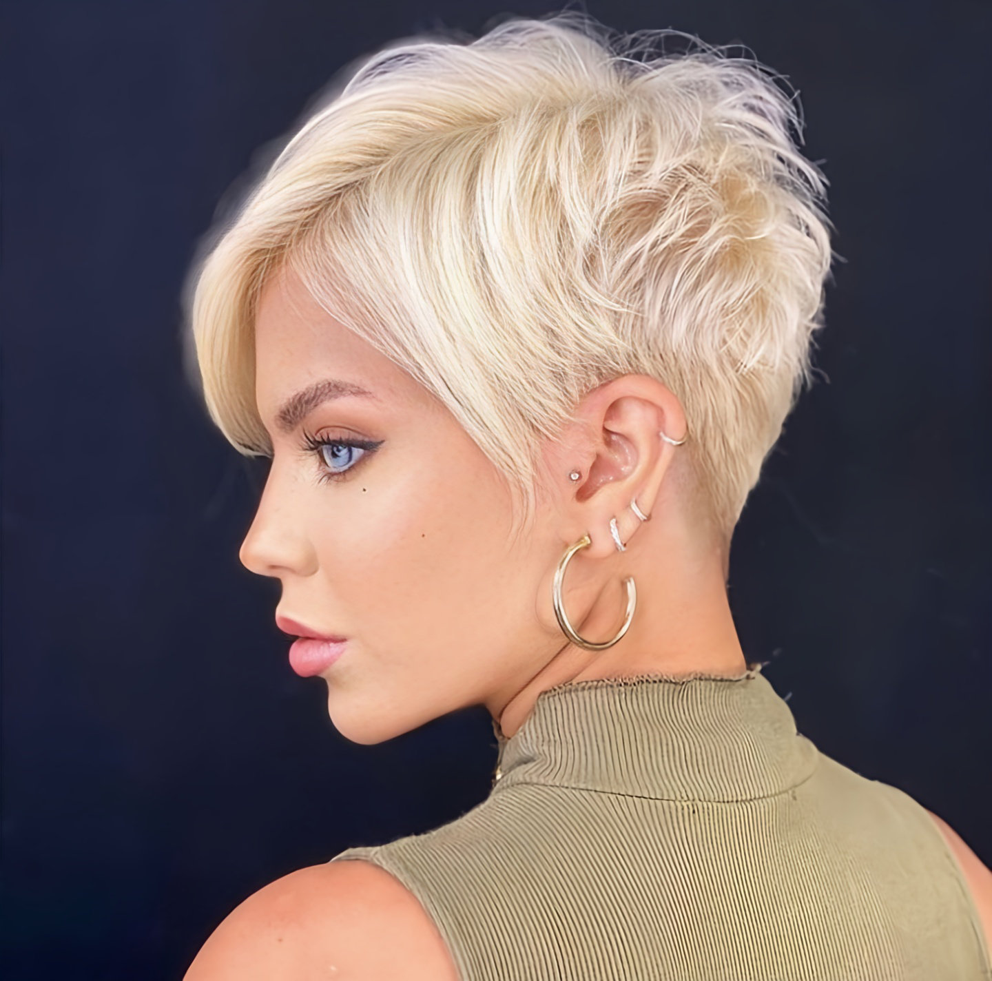 30 Chic Haircuts: Discover Your New Favorite Look